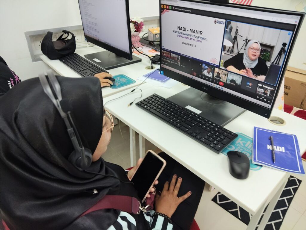 LAPORAN AKTIVITI JANUARI 2025 – KELAS MAHIR FOTO MINGGU KE-4 (NADI x PEMBELAJARAN SEPANJANG ...